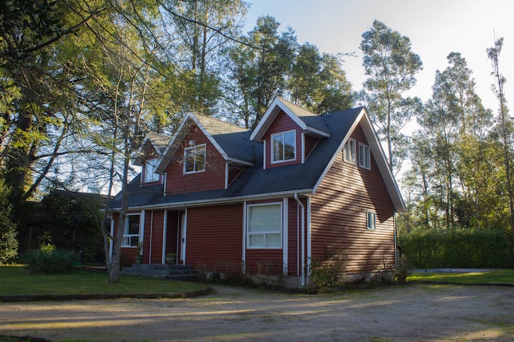Casa Raíces
Condominio Raíces De Puerto Pucón - Pucon