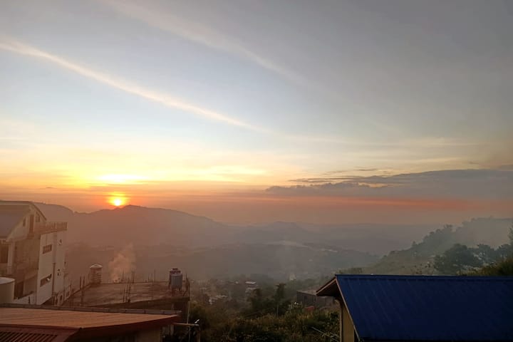 Mulberry's Transient
(2 Br For 5 Pax)
(No Parking) - Baguio