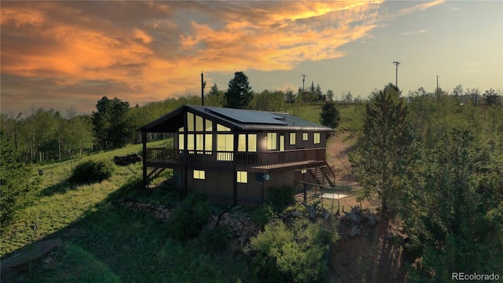 Retro Mountain Escape, Amazing Views - Mueller State Park, Divide