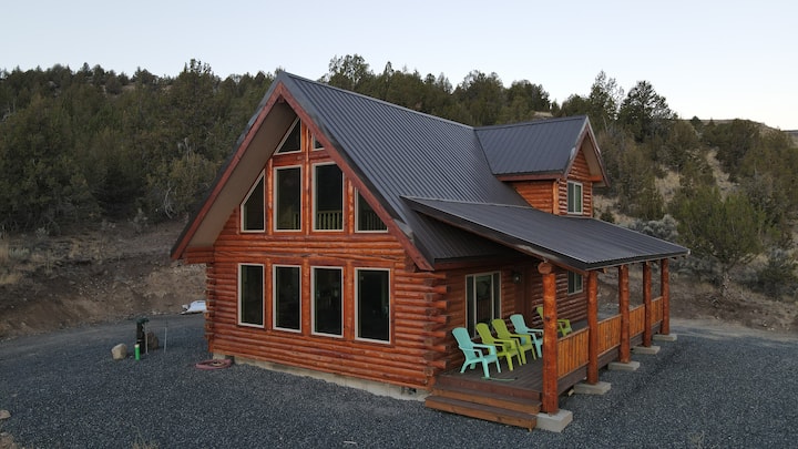 Steens View Cabin At Frenchglen - Oregon