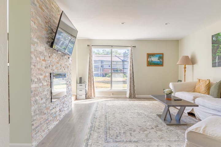 Spacious 3-bedroom Townhome - Houston
