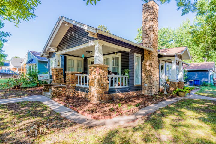 The Greenwood Bungalow - Stillwater, OK