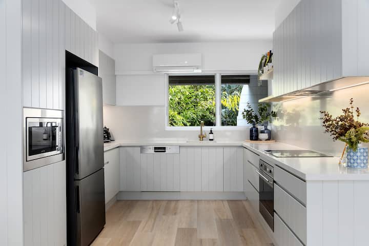 Stunning Apartment In The Heart Of Sunshine Beach! - Peregian Beach