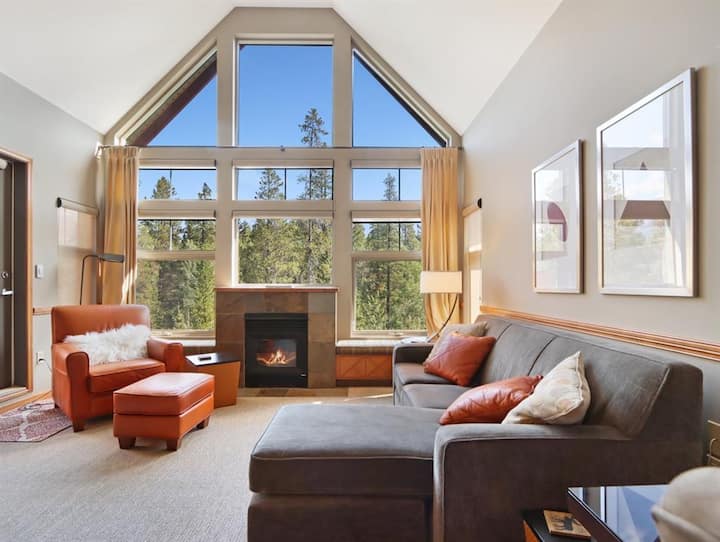 Three Sisters Getaway - Penthouse Suite! - Canmore