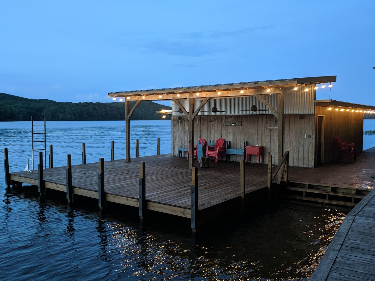 The Dock on Lake Mitchell - FREE WIFI! - Cabins for Rent in Clanton ...