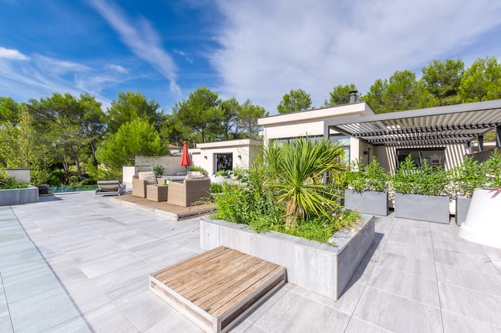 550 M² Villa ∙ 7 Slaapkamers ∙ 14 Gasten - Saint-Gély-du-Fesc