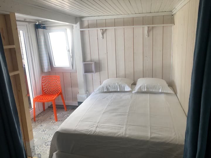 Authentique Chalet En Bois Vue Mer, Terrasse Calme - Gruissan