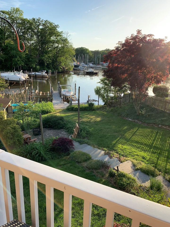 Perfect Waterfront Getaway/ Family Home - Arnold, MD