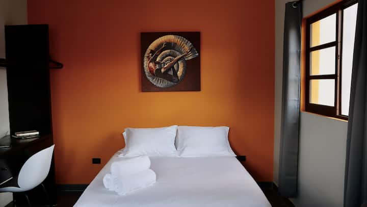 Adorable Tiny House, 4 Pax, 2 Queen Beds - San Miguel de Allende