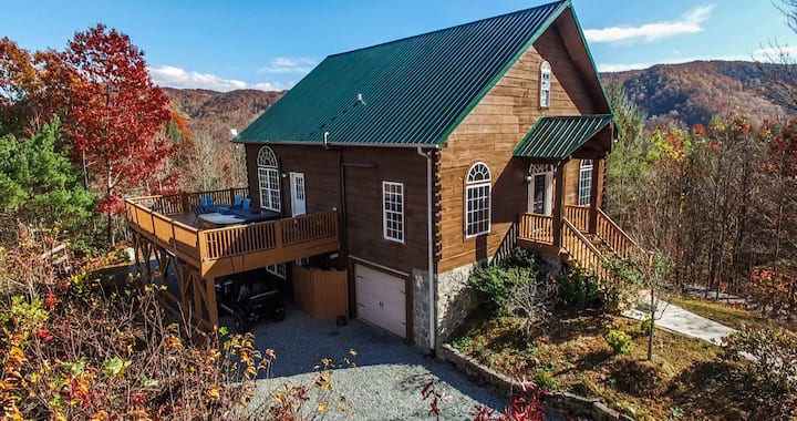 Magnificent Cabin: Summit at Blue Ridge - Cabins for Rent in Ferguson ...