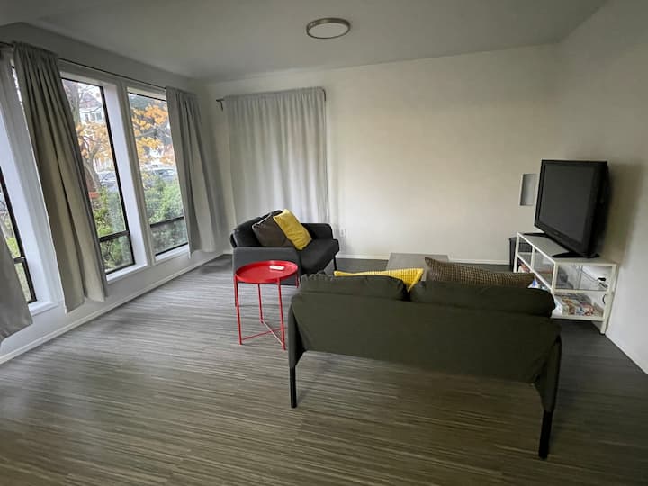 Center Of The Universe - Seattle, WA