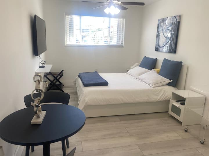 Excellent Location Miami Brickell Studio - Miami, FL