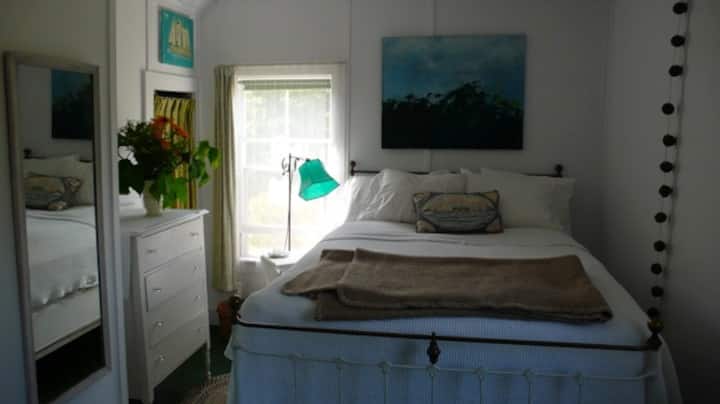 Charming Bedroom In Bucolic Farmhouse, Mt Desert - Bar Harbor, ME