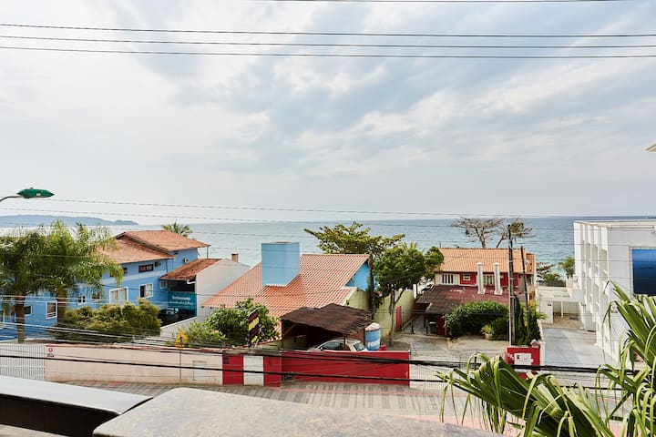 Cód. 509 - Apartamento De 3 Dormitórios E Garagem - Bombinhas