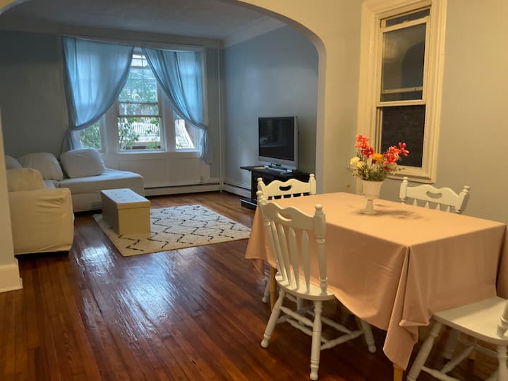 Lovely West New York Apartment Minutes To Nyc - Hoboken, NJ