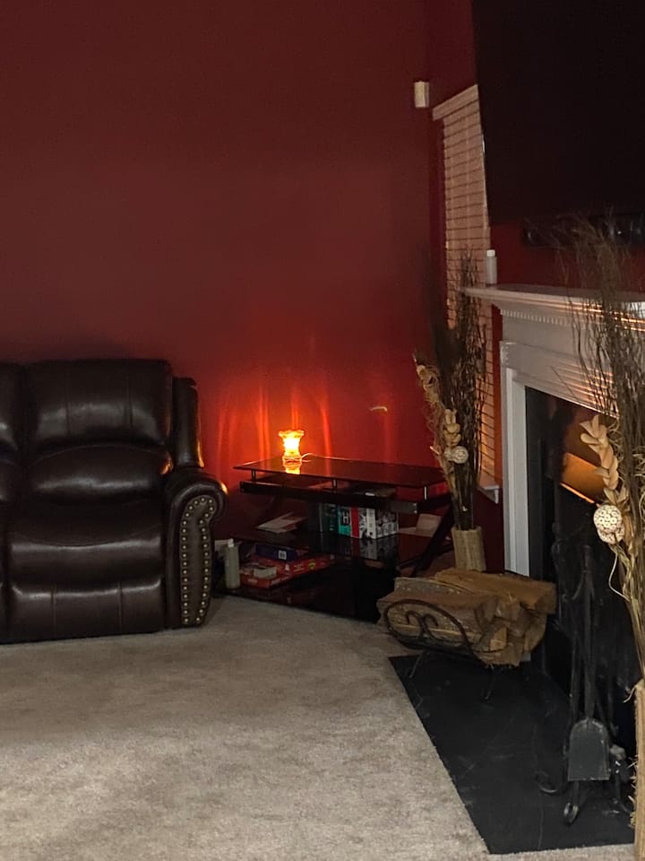 Cheerful 1-master Bedroom (Private) - Moncks Corner, SC