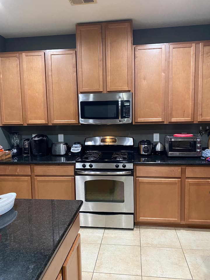 Cheerful 1-master Bedroom (Private) - Moncks Corner, SC