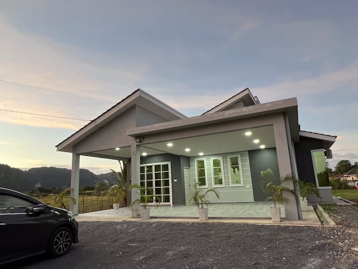 Kebun’s Homestay Dalam Kebun Harum Manis! - Kuala Perlis