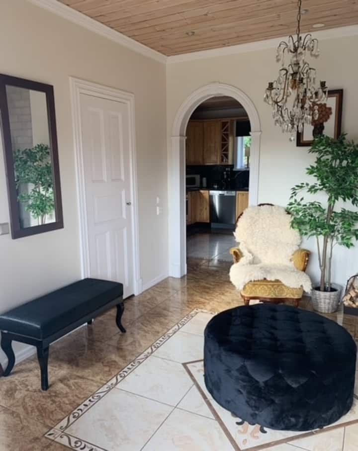 Mysig Villa Med En Känsla Av Elegans Och Lyx - Hällefors