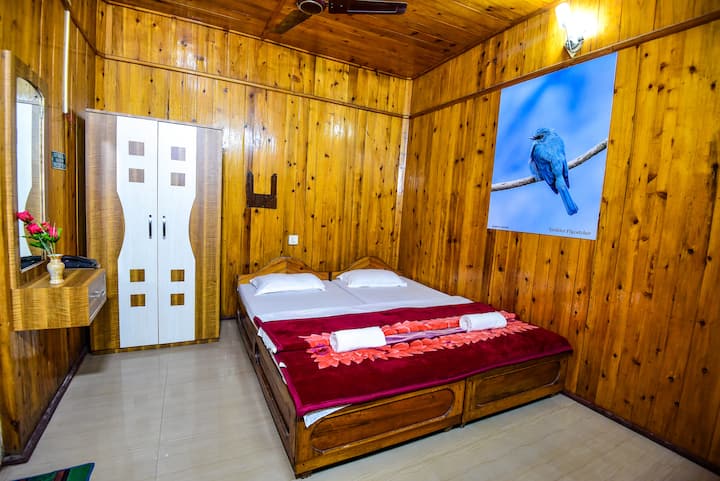 Aranya Jungle Resort@ Ac Super Deluxe Cottages - Lataguri