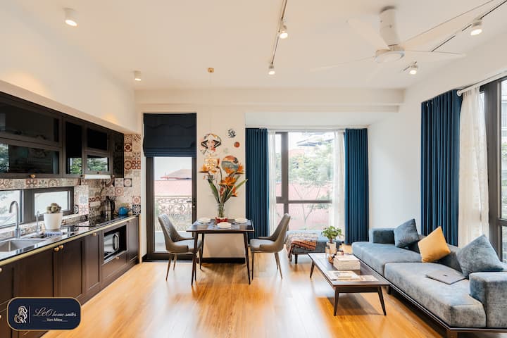 High-ser Apt |Modern| Balcony| Lift| 2br*incenter - Hanoi