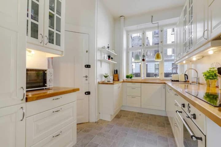 Amazing Apartment In The Heart Of Frederiksberg - 