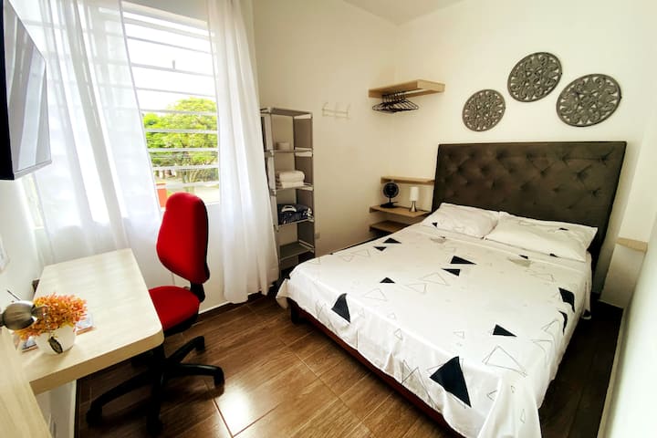 Loft Con Parking Cerca A Calle 5 E Imbanaco - Cali