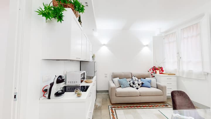 Dettori 18 Apartment- Cagliari- 2 Bath - Cagliari