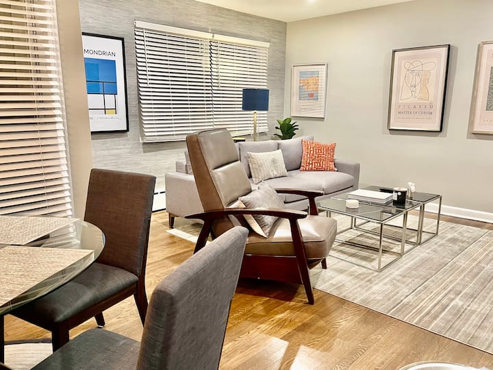 2 Br -Symphony On The Park - Gorgeous Design - Johnson City, NY