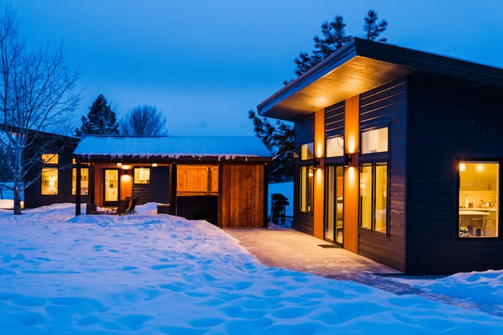 Mtn View 1-bd Cabin With Hot Tub - Montana