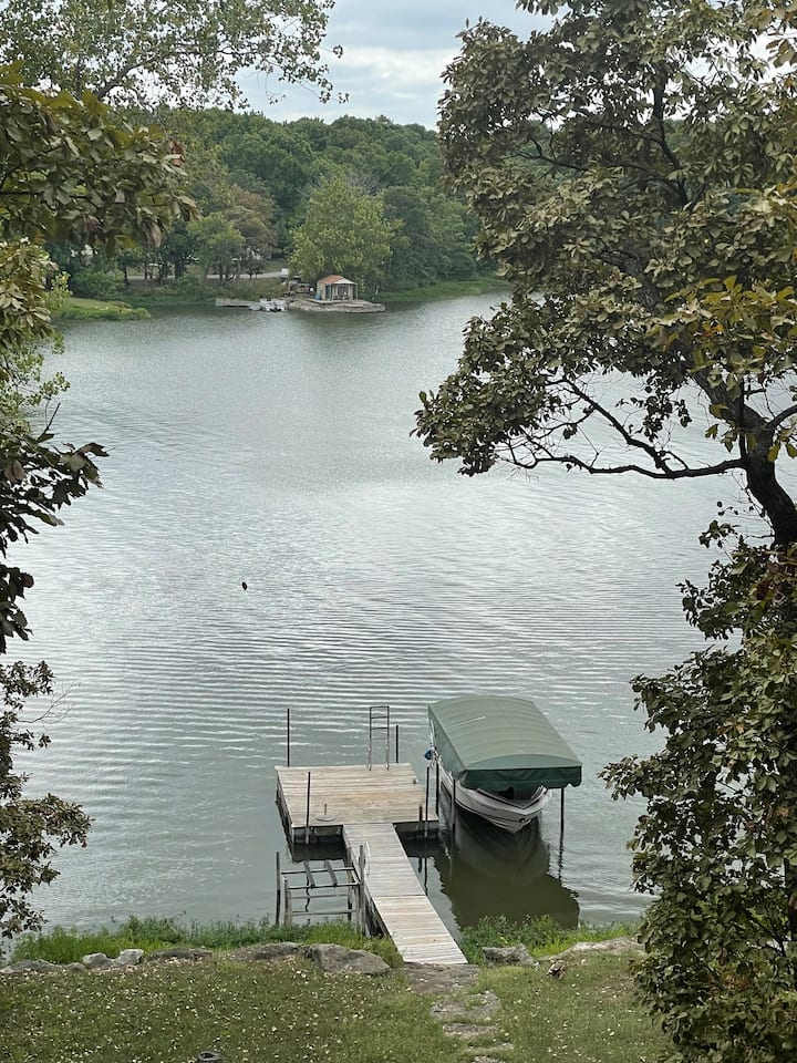 Cozy 3 Bedroom 2 Bath Lake House With Boat Dock - Crawford State Park, Farlington