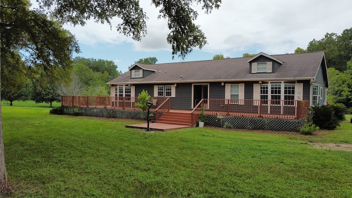 Burbar Ranch. Large And Spacious Area For Events. - San Felipe, TX