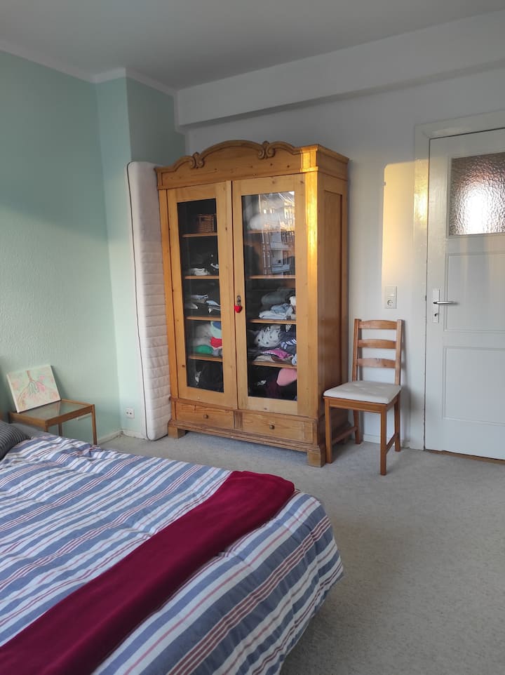 Gemütliche, Zentrale 2-zimmer Wohnung Mit Balkon - Kiel