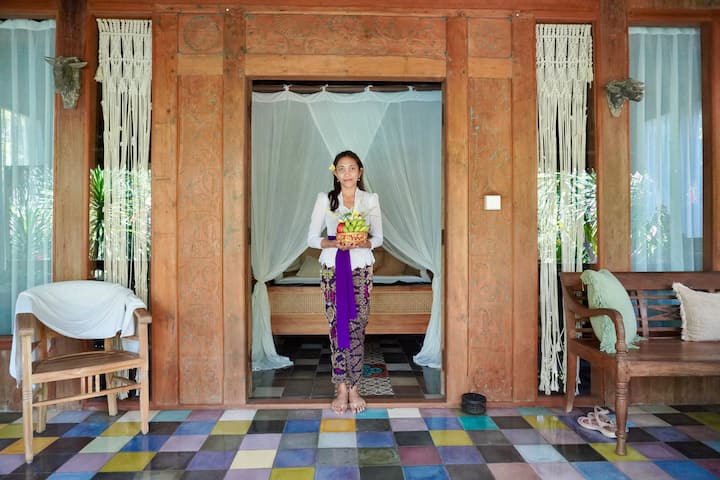 Umakayu Joglo Villa Bali - 72m2 Private Bungalow - Bali