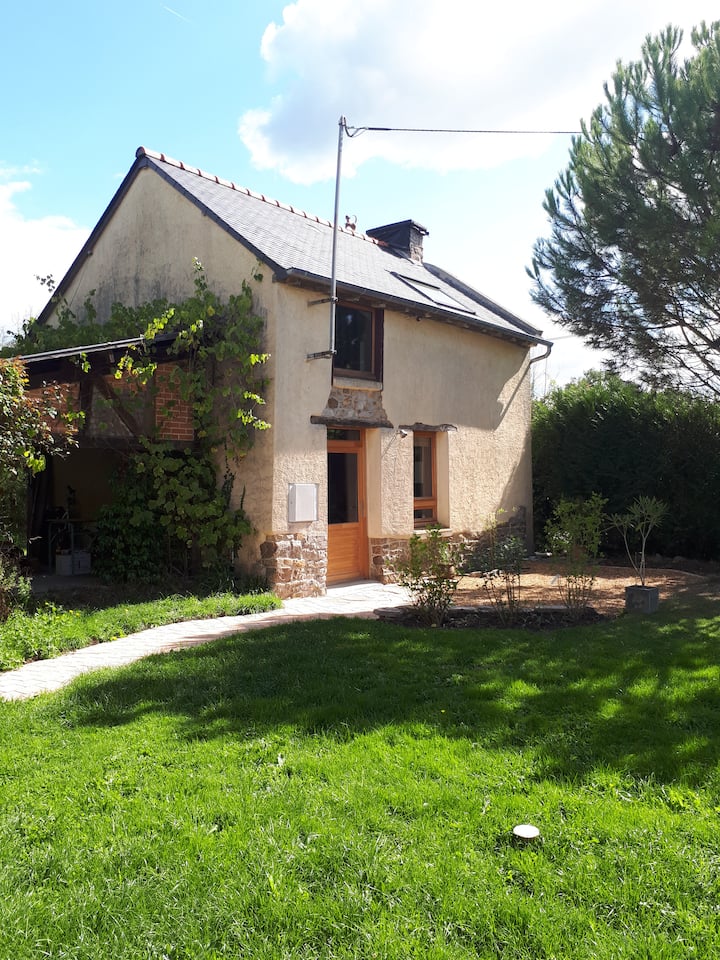 Petite Maison Terre Et Bois En Campagne Rennaise - Saint-Aubin-du-Cormier
