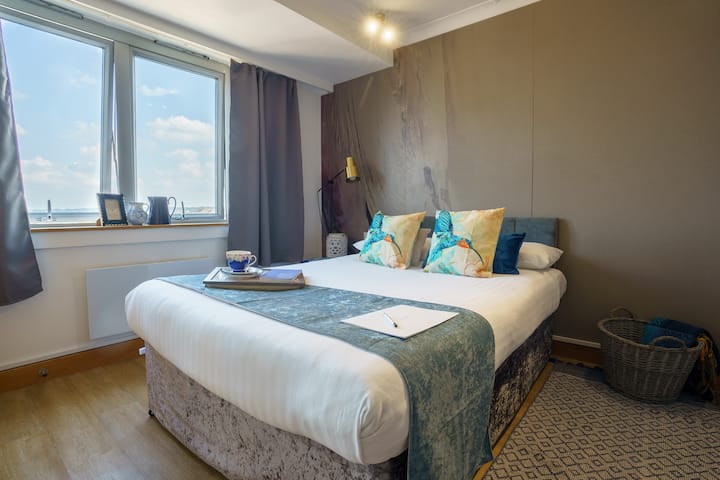 Self-contained Studio Wd17 1rn - Watford
