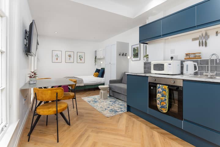 Stay In The Heart Of The City Airy Studio Flat - Liverpool