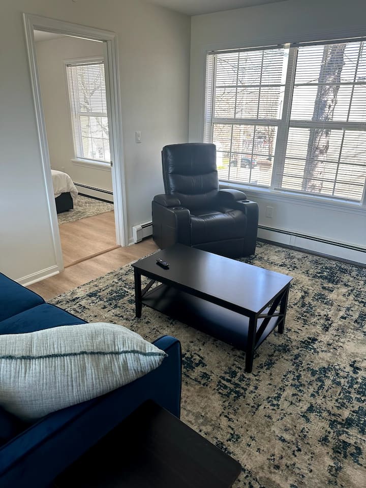 Downtown Augusta - 2 Bedroom - Newly Renovated! - Augusta, ME
