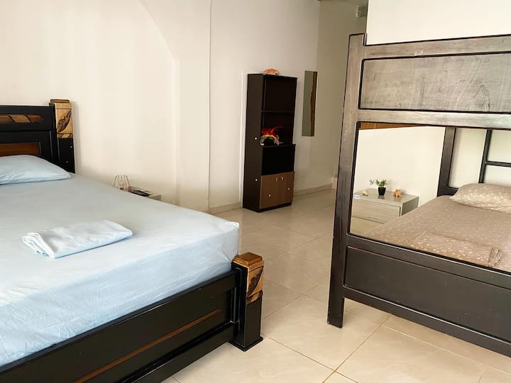 Hostal Ragga Ragga - Habitación 2 - San Andrés