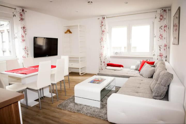 Sehr Zentrale 2-zimmer-wohnung (1 Schlafzimmer) - Nuremberg