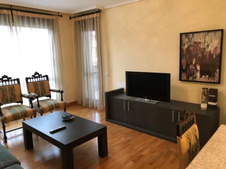Logroño: Piso Con Piscina Y Garaje. * - Logroño