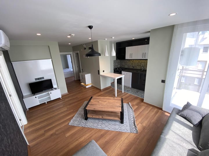 2+1 Denize Yakın Lüks Daire - Antalya