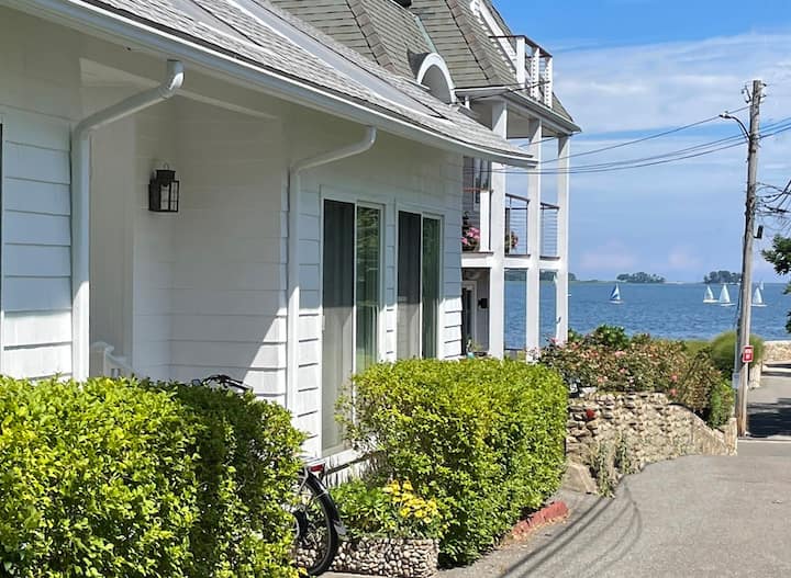 Bell Island Cottage Water View - Norwalk, CT