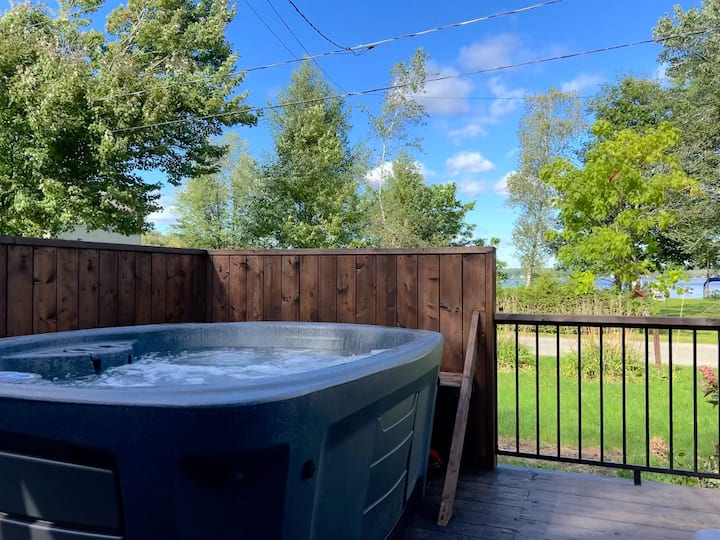 10 Handpicked Airbnb Vacation Rentals In Estrie, Canada - Updated 2025 ...