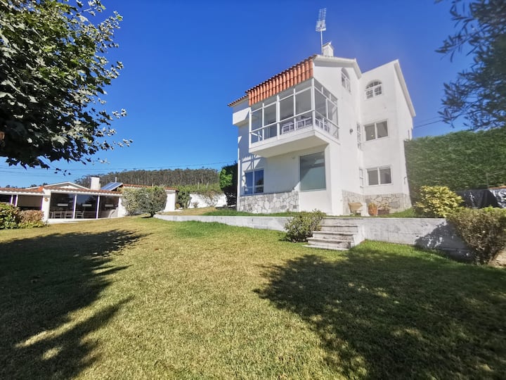 Monteferro, Nigrán, Chalet Con Finca - Nigrán