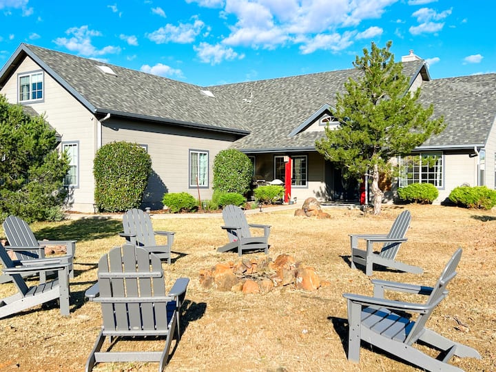 Cute Country Dirt Road Getaway - Prescott Valley, AZ