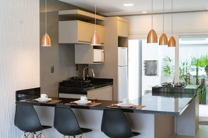 Apto 101 2d Condomínio Com Piscina Bem Localizado - Garopaba