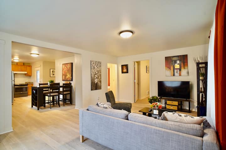 Newly Renovated Home Minutes From Airport - Seattle-Tacoma Airport (SEA)