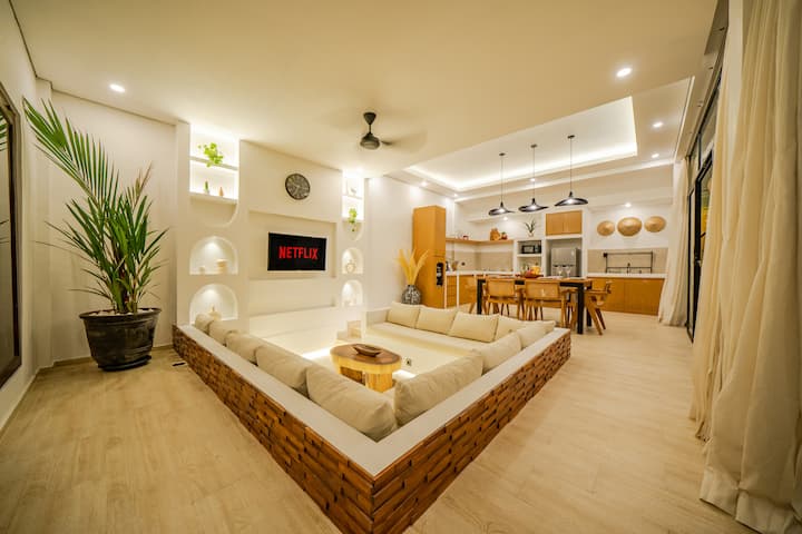 Stunning 3 Br Villa @ Central Seminyak & Kerobokan - Bali