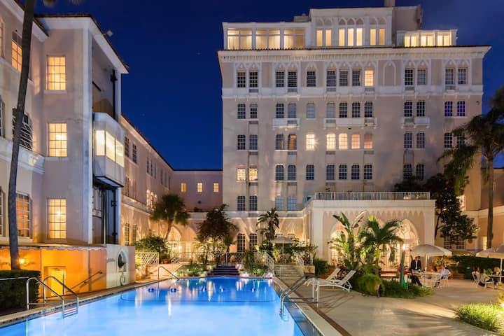 Modern Apartment With Historic Charm - タンパ, FL